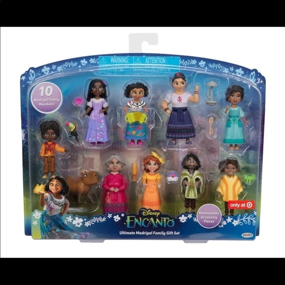 Disney | Toys | New Disney Encanto Ultimate Madrigal Family Gift Set ...